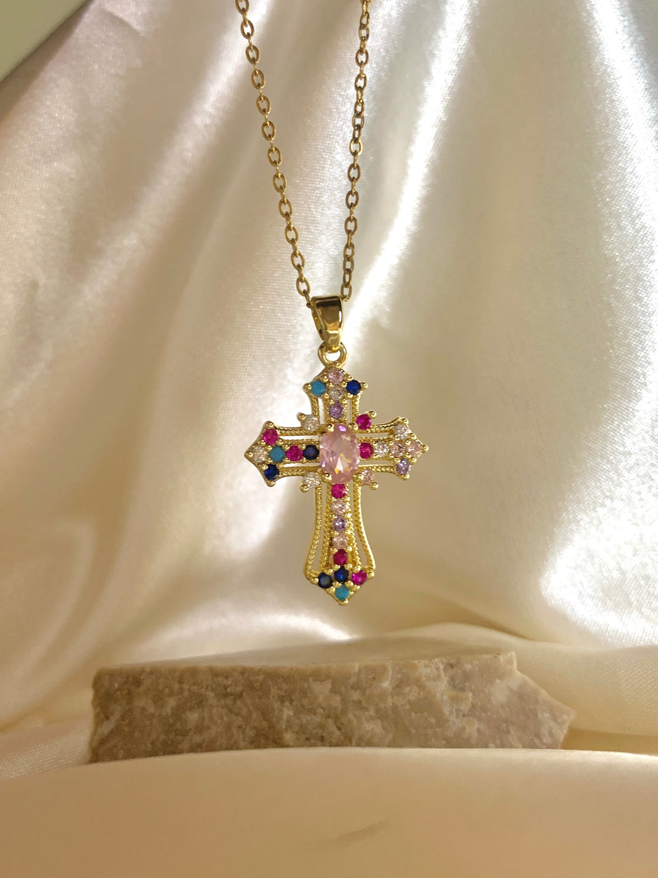 Necklaces – Page 5 – SOUVI